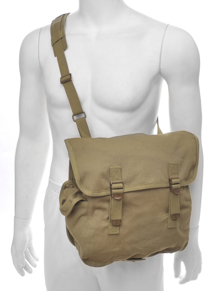 U.S. WW2 Officers Musette Bag / Field Pack with Shoulder strap Dark OD ...